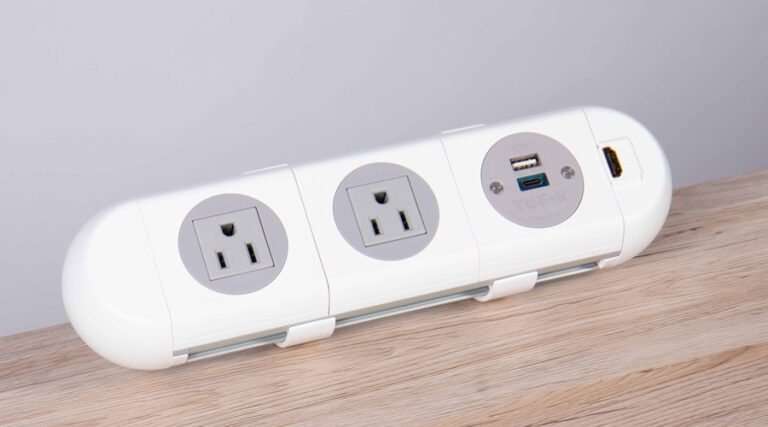 OE Electrics - power & data | wireless chargers | batteries