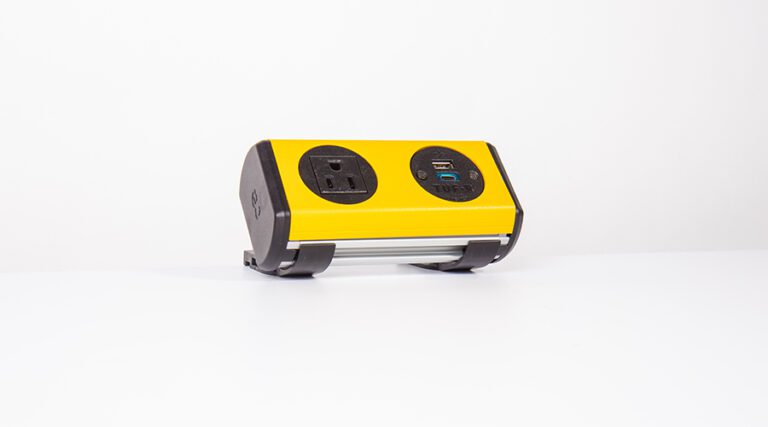 OE Electrics - power & data | wireless chargers | batteries